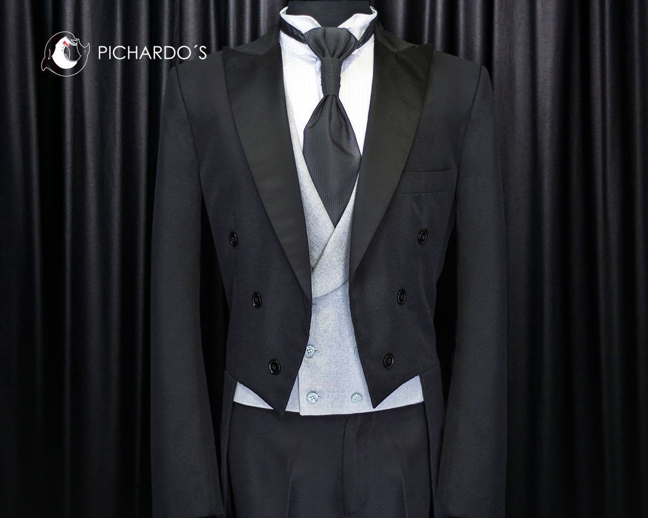 Pichardo's :: Smokings